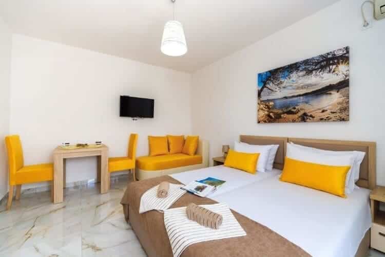 Hotel ADRIA Šušanj 2023 | Letovanje Šušnj Crna Gora