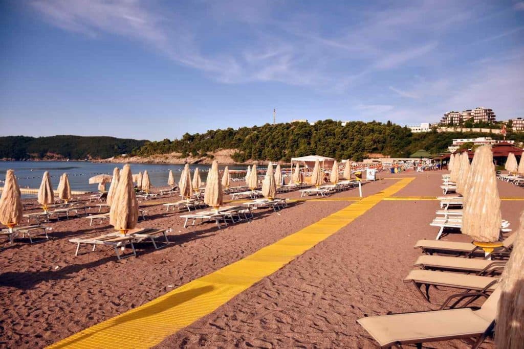 Bečići letovanje 2025 | Privatni smeštaj, apartmani i hoteli Bečići
