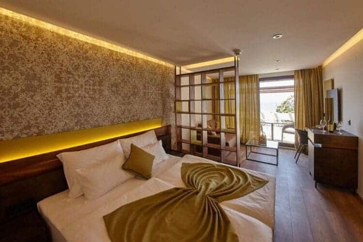 Hotel RUŽA VJETROVA Dobre Vode | Letovanje Dobre Vode 2025