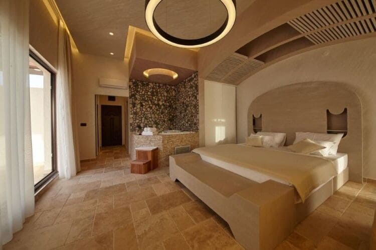 Hotel RUŽA VJETROVA Dobre Vode | Letovanje Dobre Vode 2025